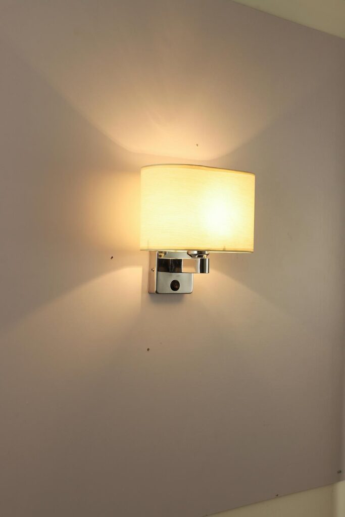 Wall Light 527A (Bed Light) Casing + E27 A60 12Watt Bulb - Sky Lighting ...